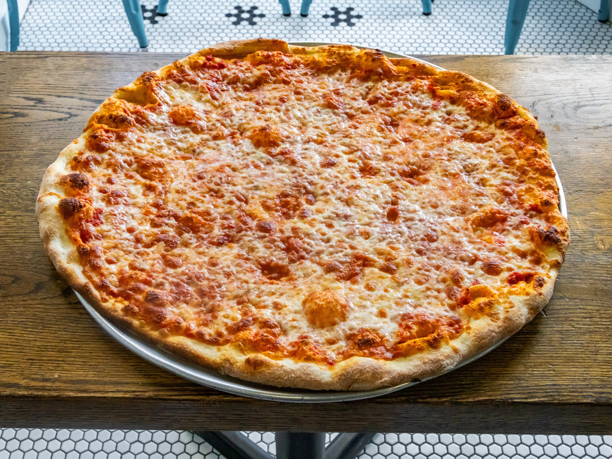 Extra Large Cheese | La Pizzetta
